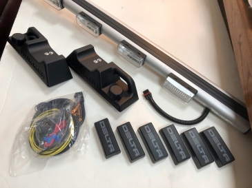 OEM Roof Rack LED Combo-Beam LED Light Bar for Hummer H2/ SUT